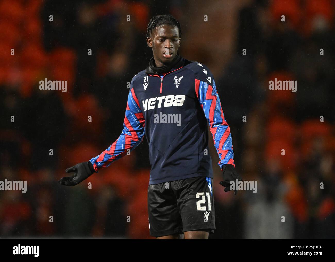 Doncaster, UK. 10th Feb, 2025. Romain Esse of Crystal Palace warms up ...