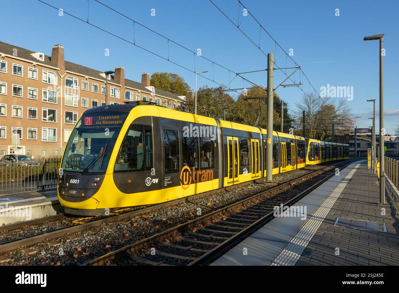 Tram at station Graadt van Roggenweg in Utrecht Stock Photo - Alamy