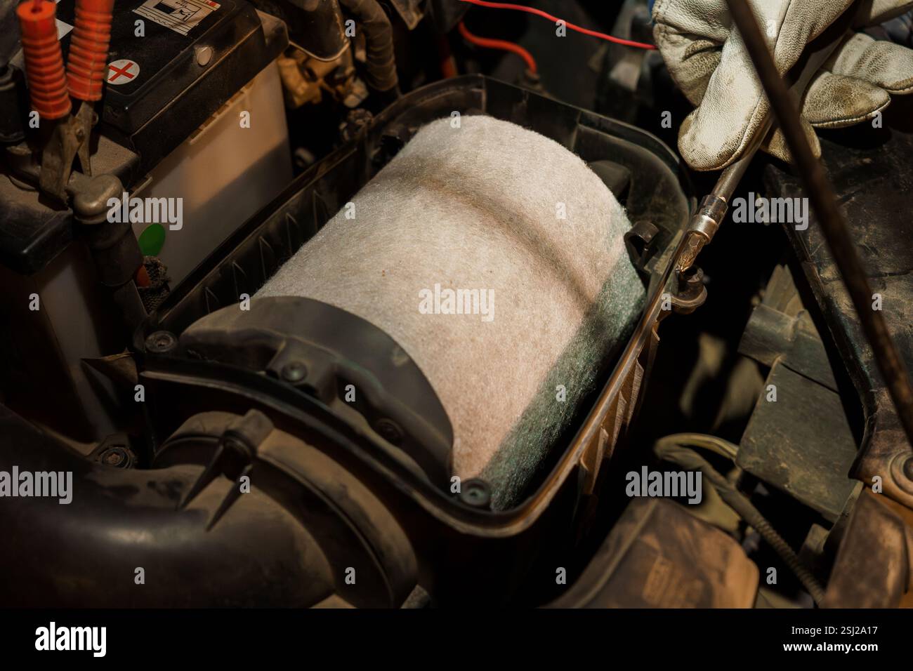 Car Maintenance: Inspecting and Replacing the Air Filter in a Vehicle ...