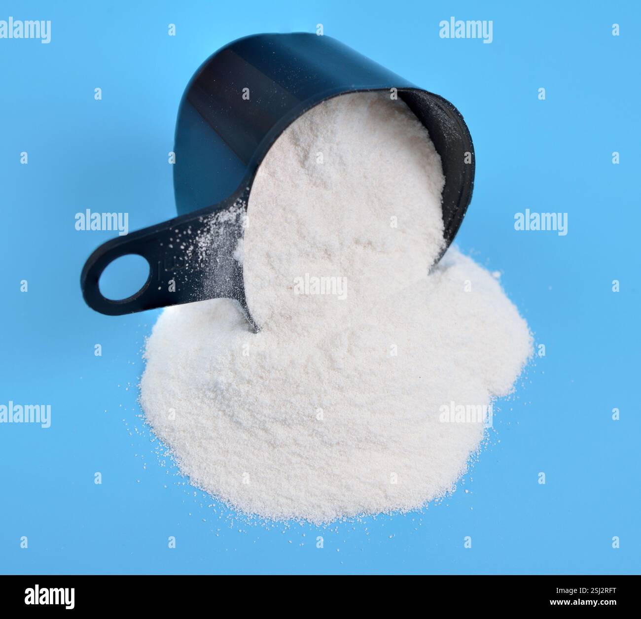 Microcrystalline cellulose MCC is a term for refined wood pulp Stock ...