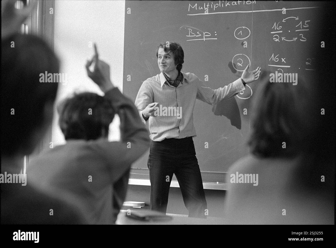 Lehrer in Schulklasse, 1971#Teacher in Class, 1971 Stock Photo - Alamy