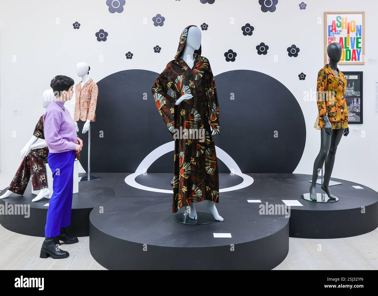 Mary quant exhibition photocall hi-res stock photography and images - Alamy