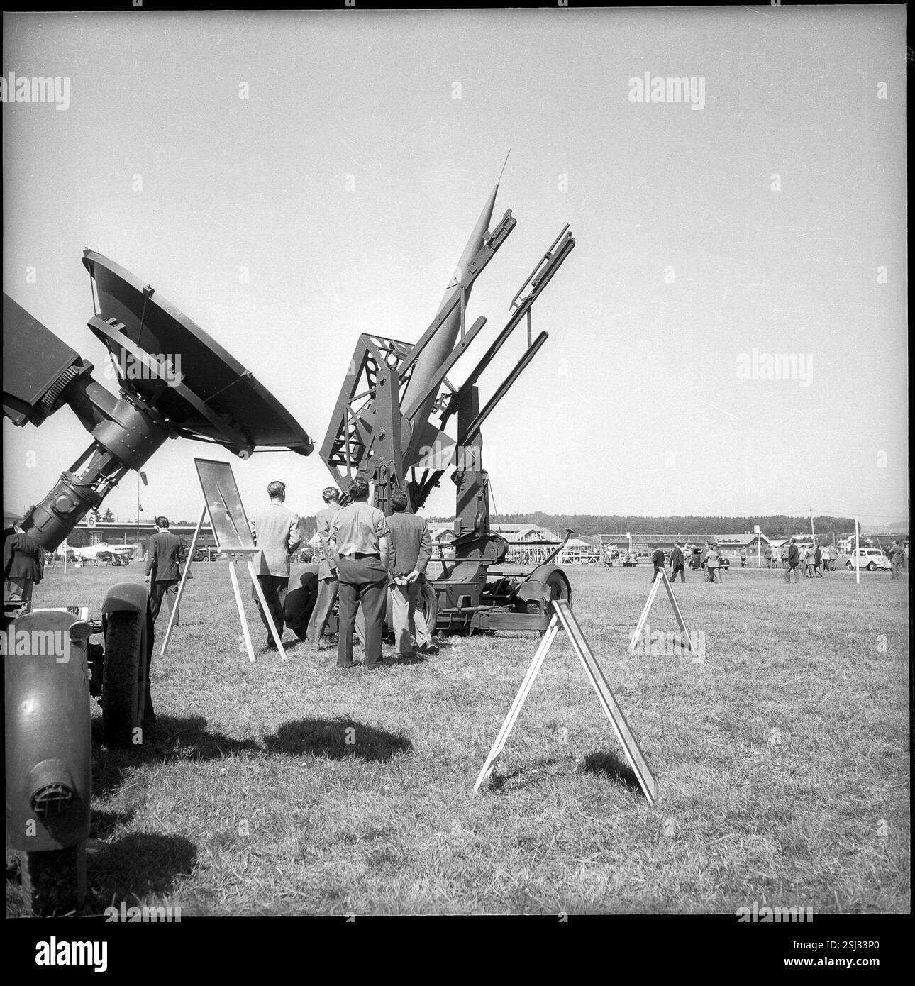 Radargesteuerte Fliegerabwehrrakete, Prototyp, Dübendorf 1951#Radar ...