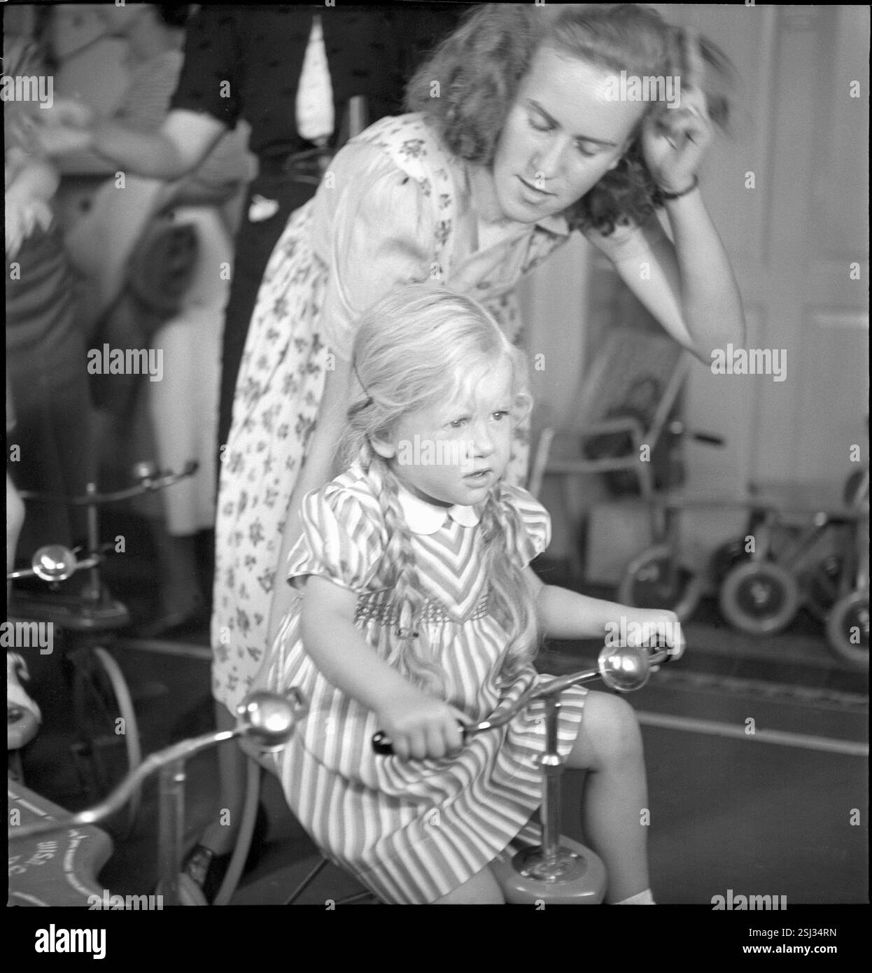 Flüchtling spielen hi-res stock photography and images - Alamy