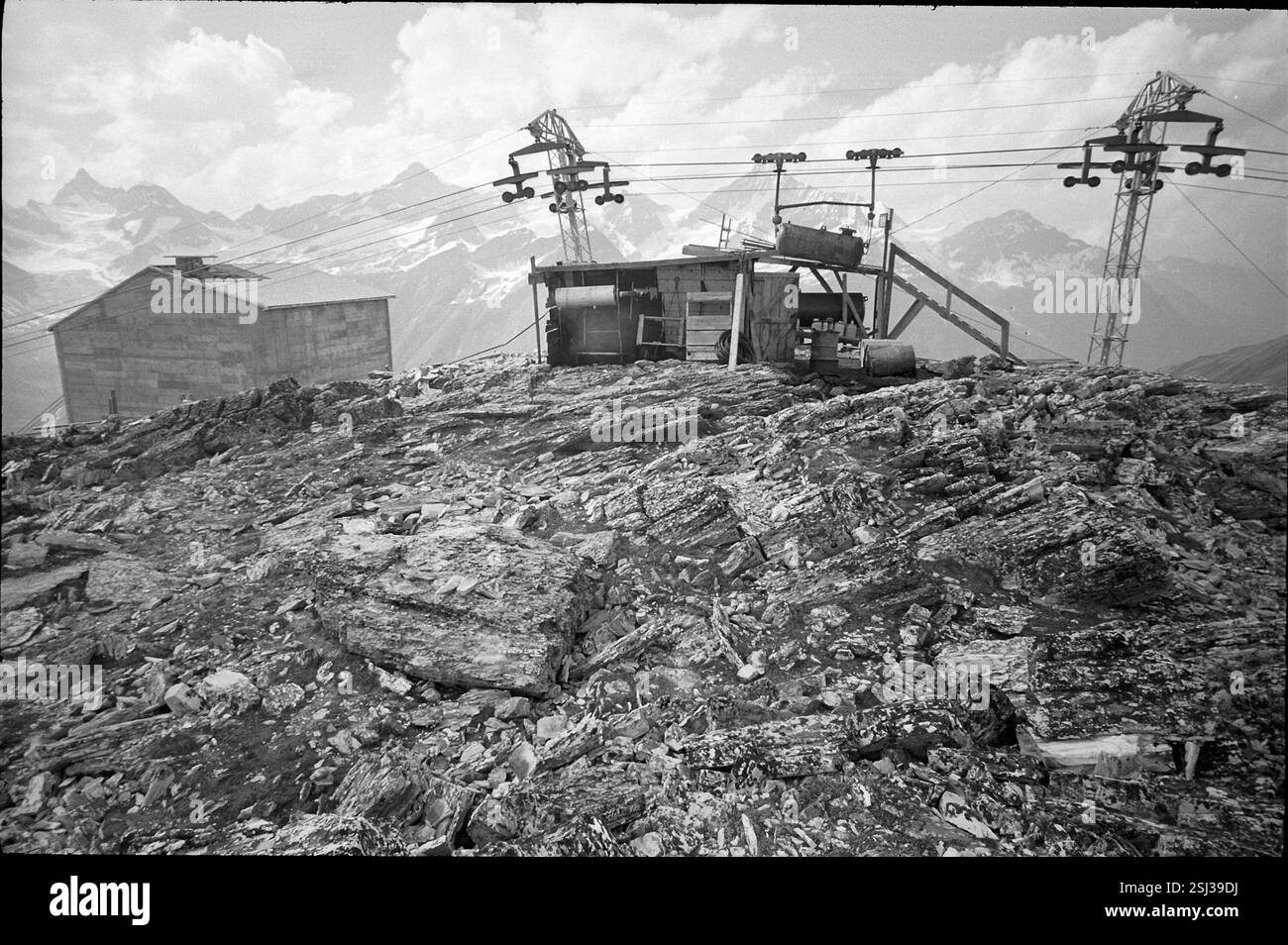 Luftseilbahn in den Walliser Alpen, 1967#Ropeway in the Valais alps ...