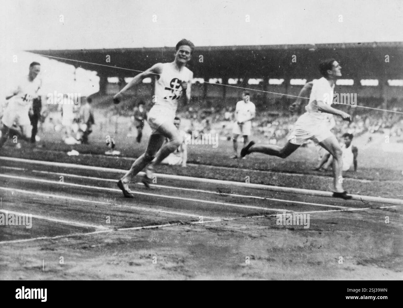 1924 olympische spiele in paris hi-res stock photography and images - Alamy