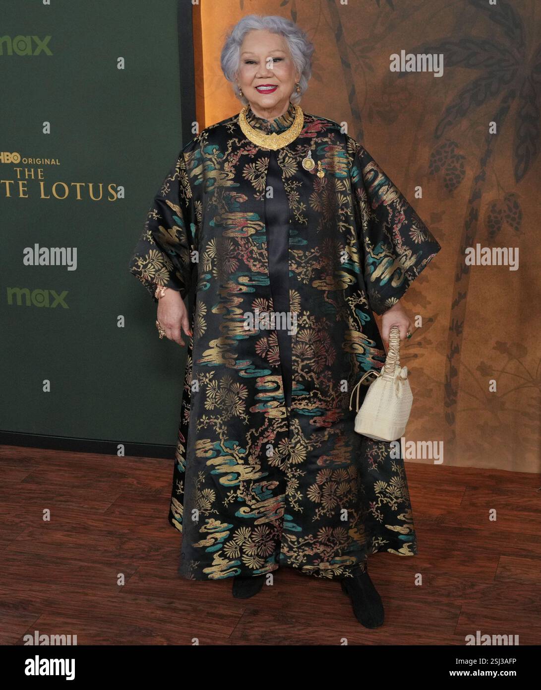 Los Angeles, USA. 10th Feb, 2025. Lek Patravadi arrives at the HBO ...