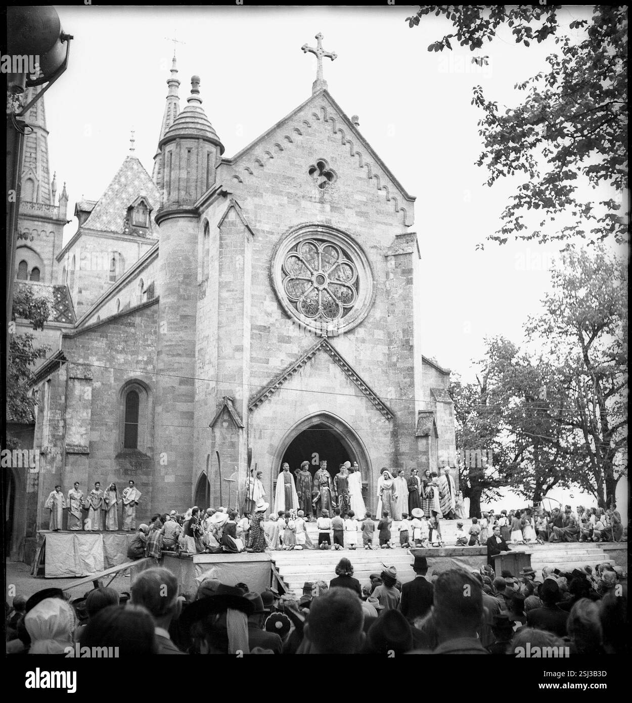 Bibelspiel an Auffahrt in Neuenburg 1943#Biblical play at Ascension Day ...