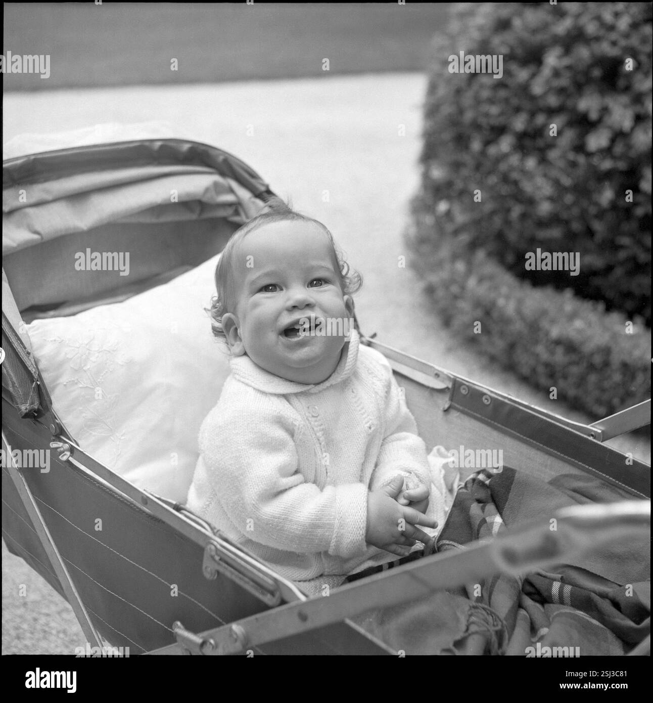 Eugene Chaplin, Sohn von Charlie Chaplin, 1954#Eugene Chaplin, son of ...