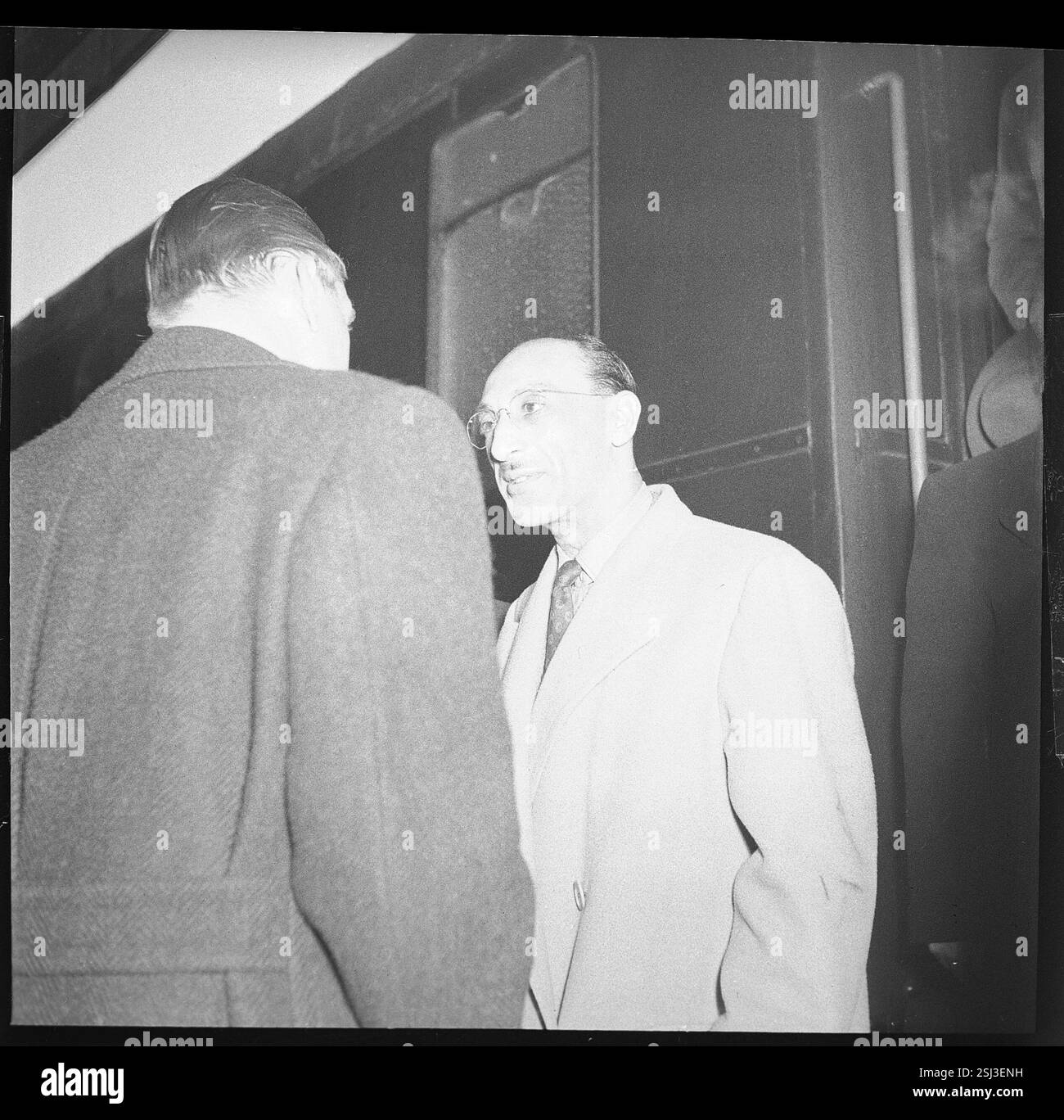 Ankunft von König Mohammed Zahir Schah in Genf, 1950#King Mohammad ...