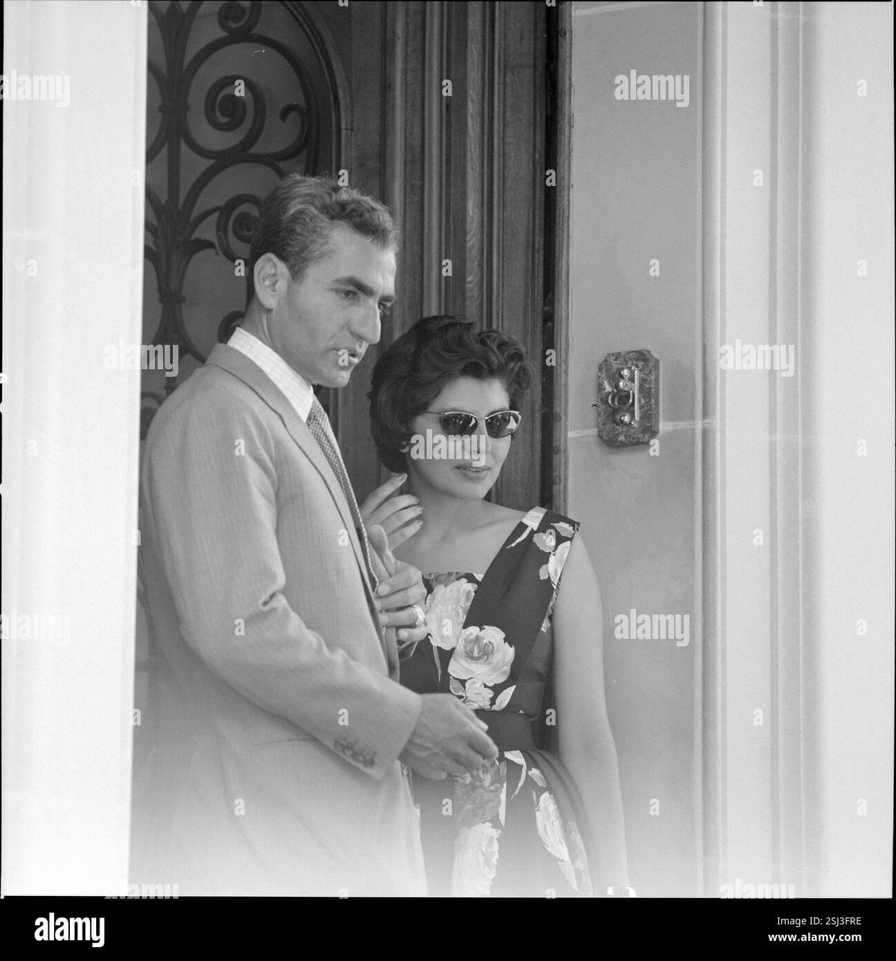 Reza Pahlavi und Soraya in der Schweiz, 1957#Reza Pahlavi and Soraya in ...