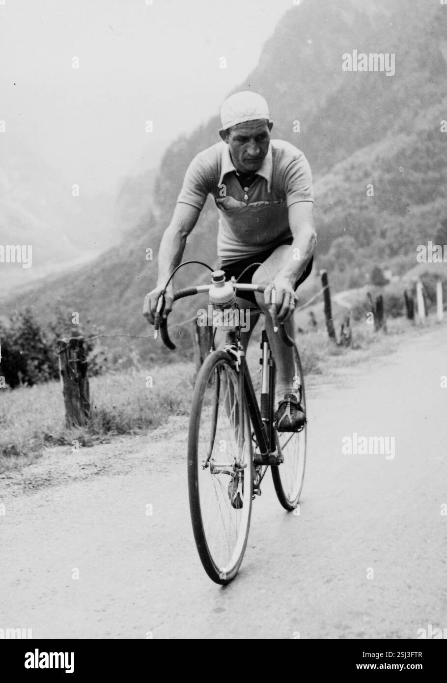 Tour de Suisse-Sieger 1948: Gino Bartali#Tour de Suisse winner 1948: Gino Bartali Stock Photo ...
