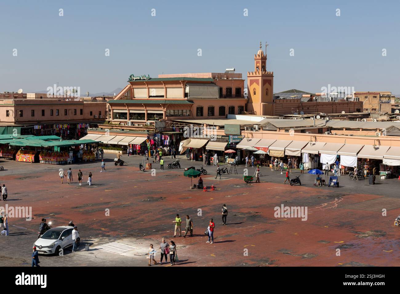 Jamaa el Fna square, view from Le grand balcon du café glacier ...