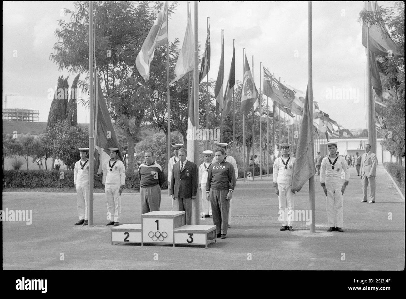 Olympische Spiele Rom 1960: Siegerehrung Freies Gewehr mit Spillmann# ...
