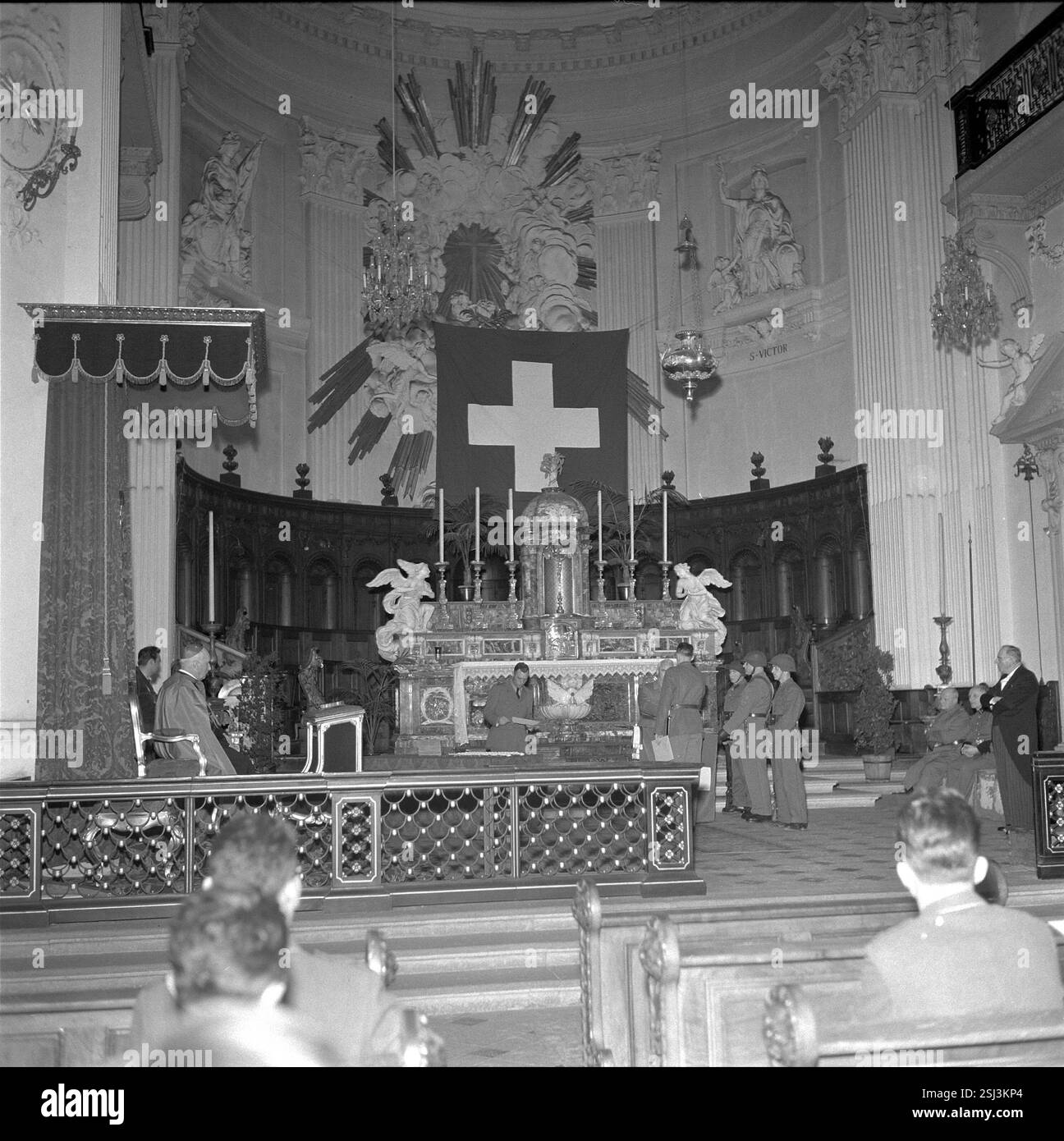 Brevetierung von Offizieren in Solothurn 1958#Breveting military ...