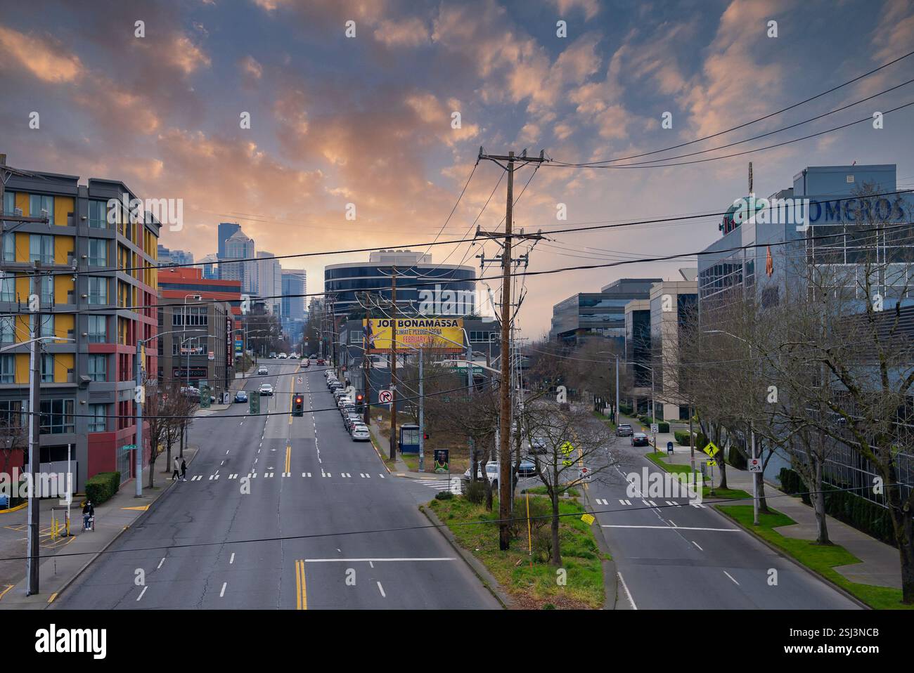 Quiet downtown street in north hi-res stock photography and images - Alamy