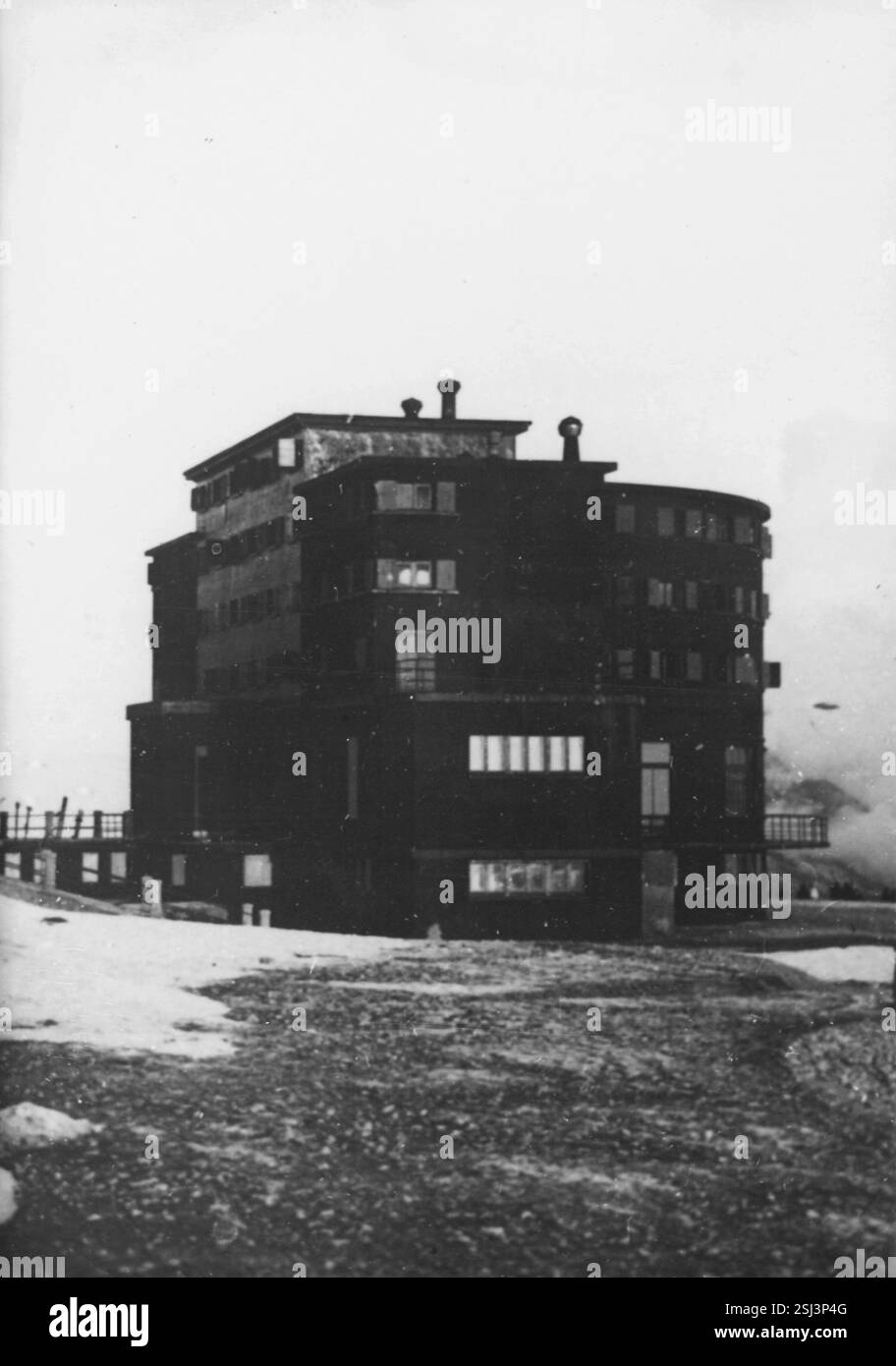 Mussolini service hi-res stock photography and images - Alamy