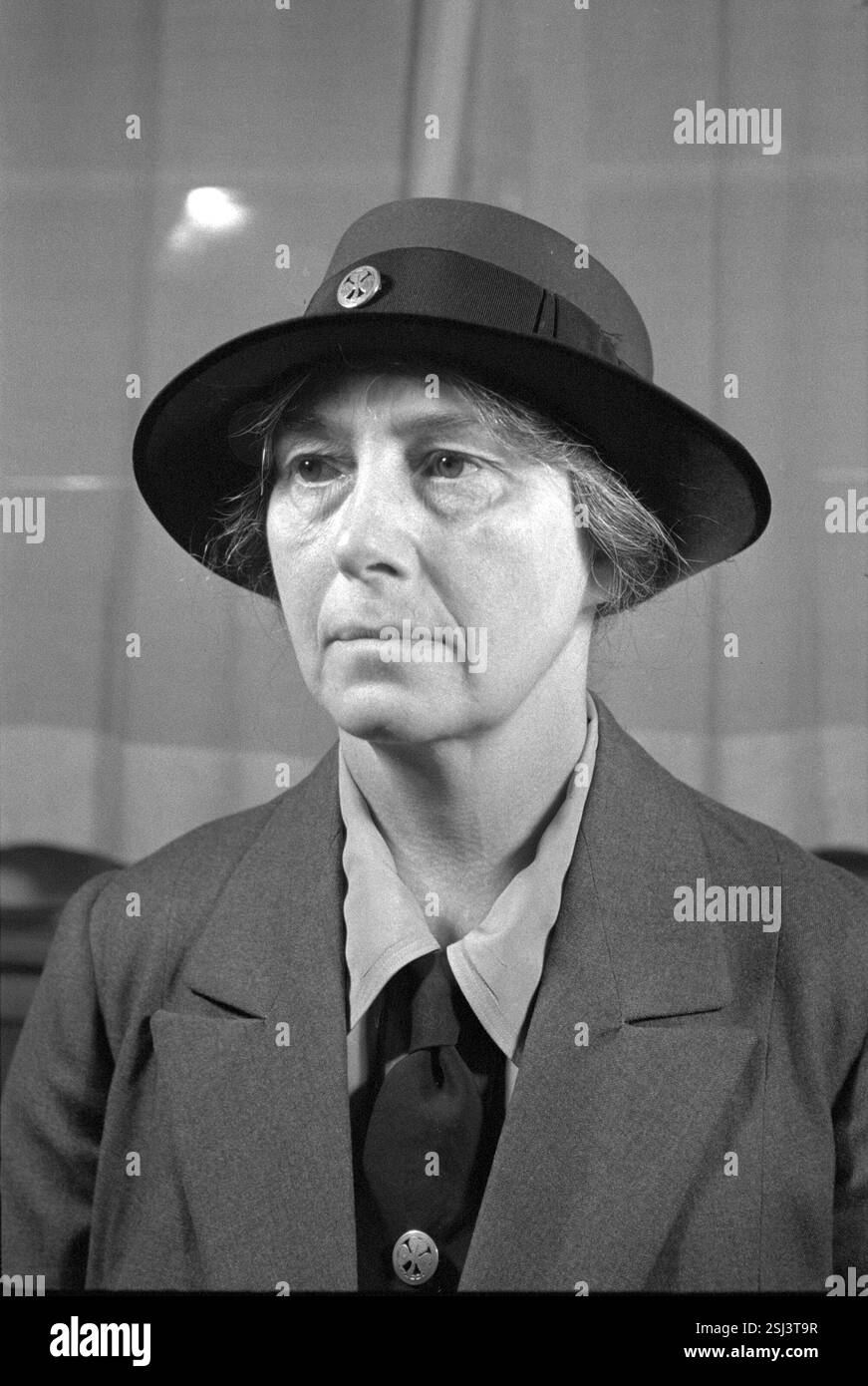 Lady Baden-Powell um 1945#Lady Baden-Powell around 1945 Stock Photo - Alamy