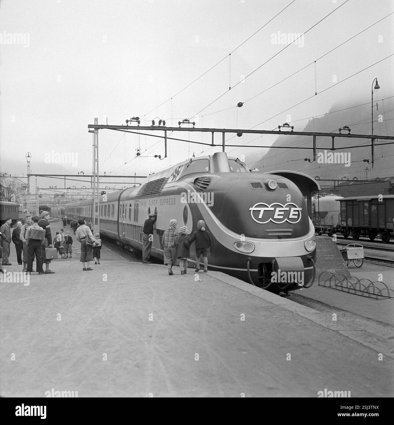 Der Diesel-TEE Helvetia der Deutschen Bundesbahn#Trans-Europe-Express ...
