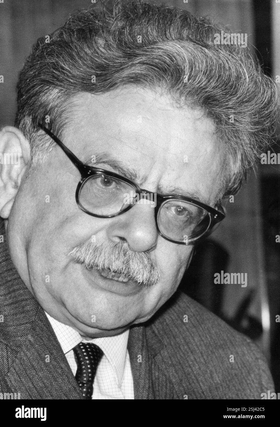 Elias Black and White Stock Photos & Images - Alamy
