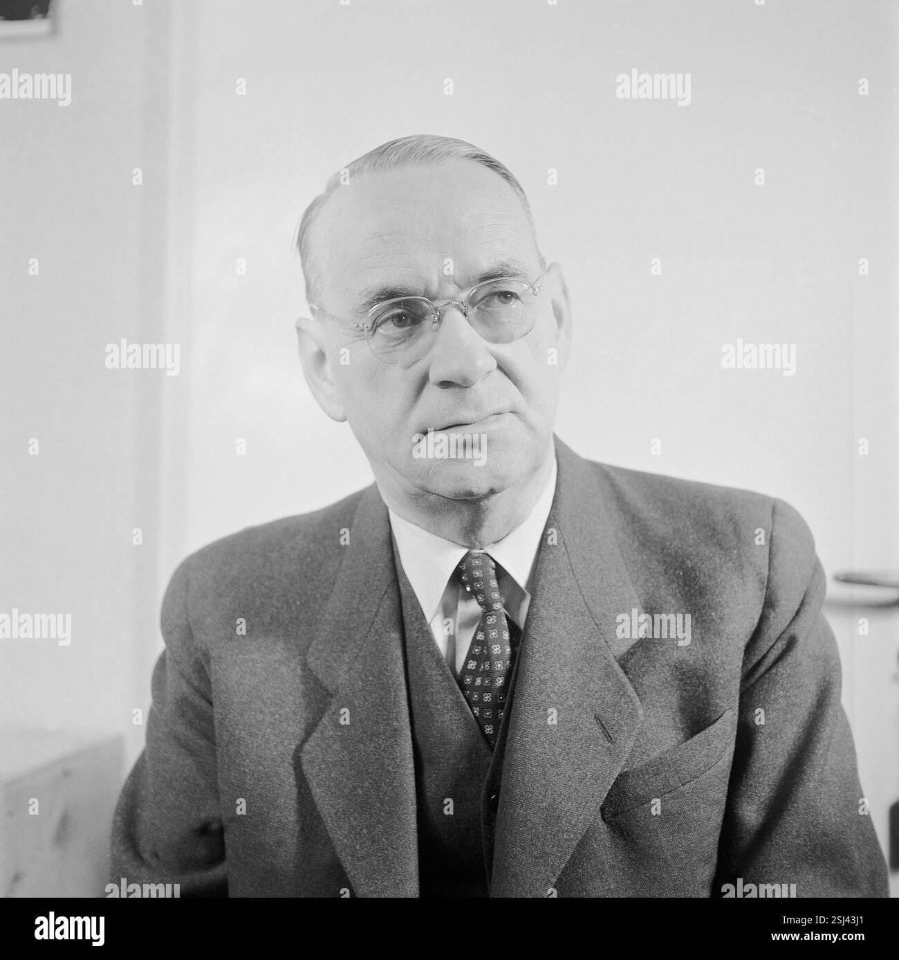 Carl Lutz, Schweizer Gesandter, wahrsch. 1959#Carl Lutz, Swiss diplomat ...