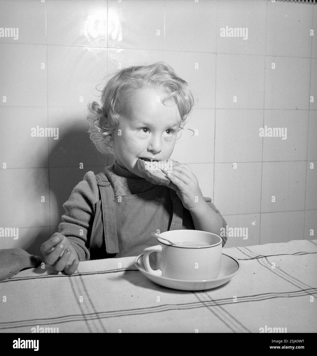 Essen eating Black and White Stock Photos & Images - Alamy