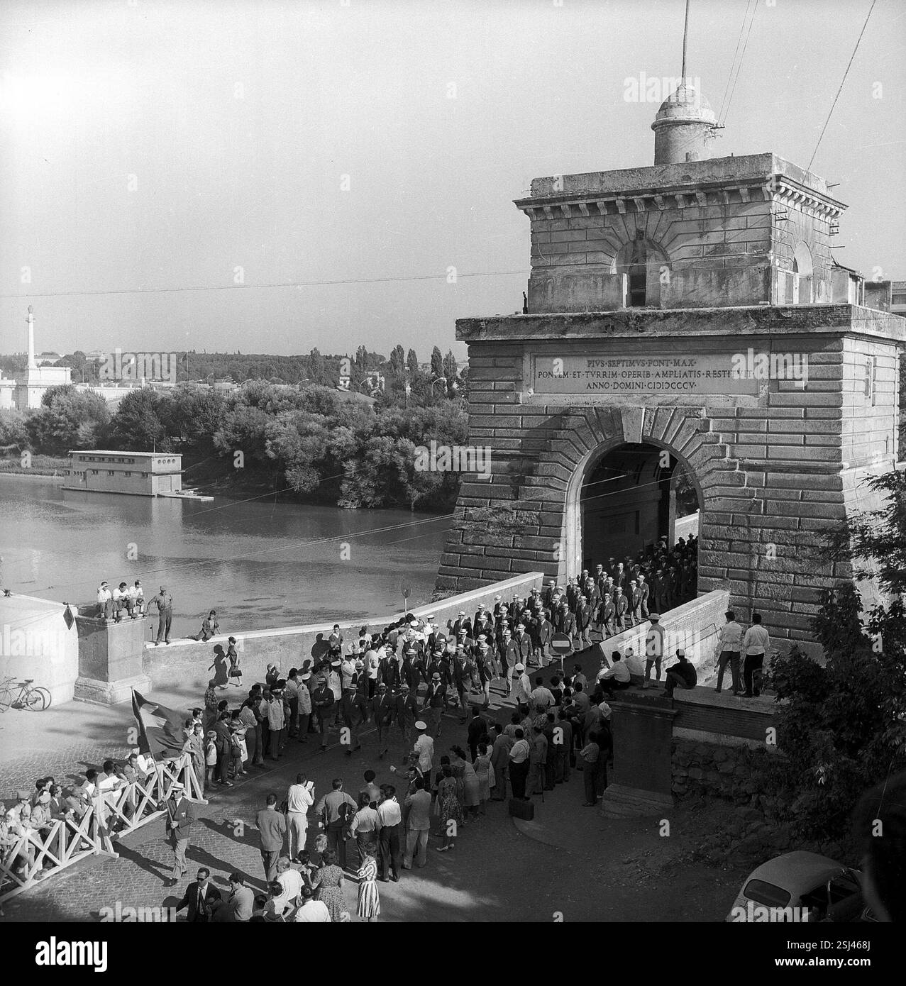 Rom 1960: Eröffnungszeremonie, Einmarsch der Schweizer Delegation#Rome ...