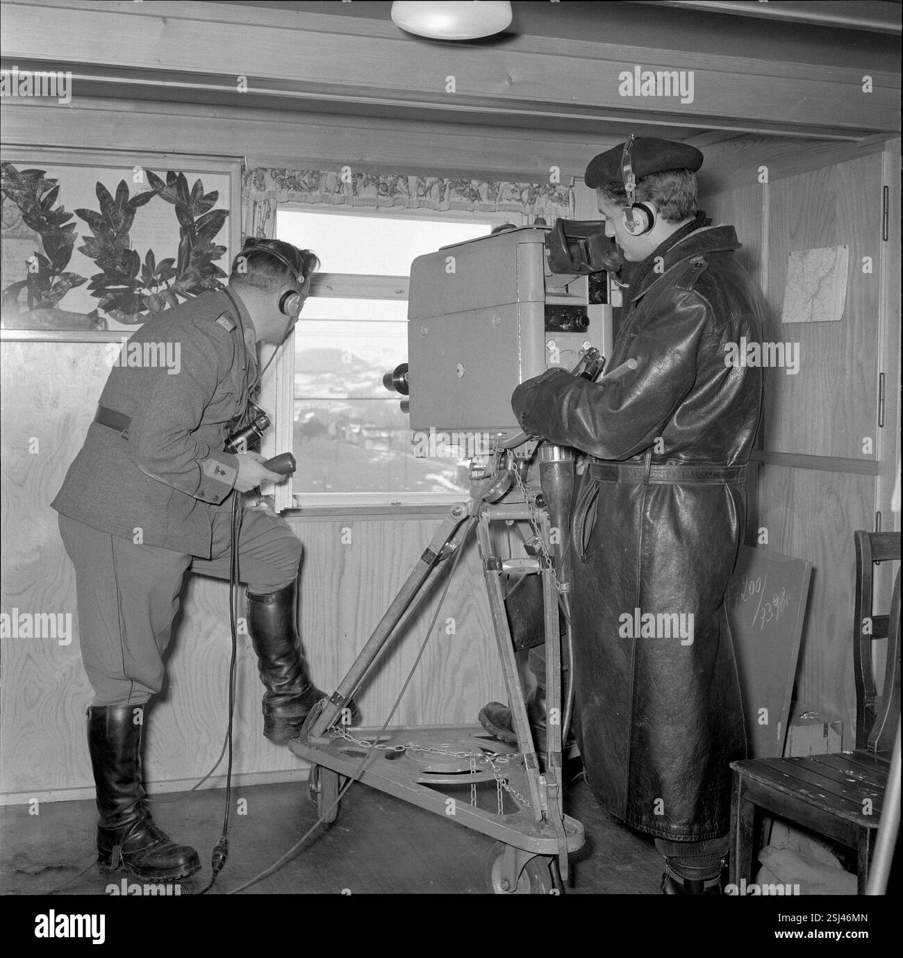 Fernsehübertragung vom Feld zum Hauptquartier 1956#Television ...