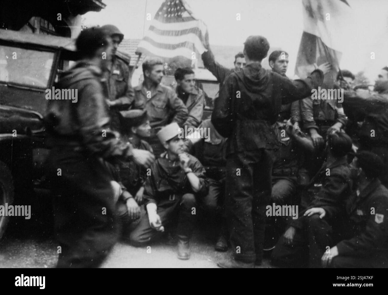 Alliierte US-Soldaten erreichen die schweizerische Grenze; 1944#Allies ...