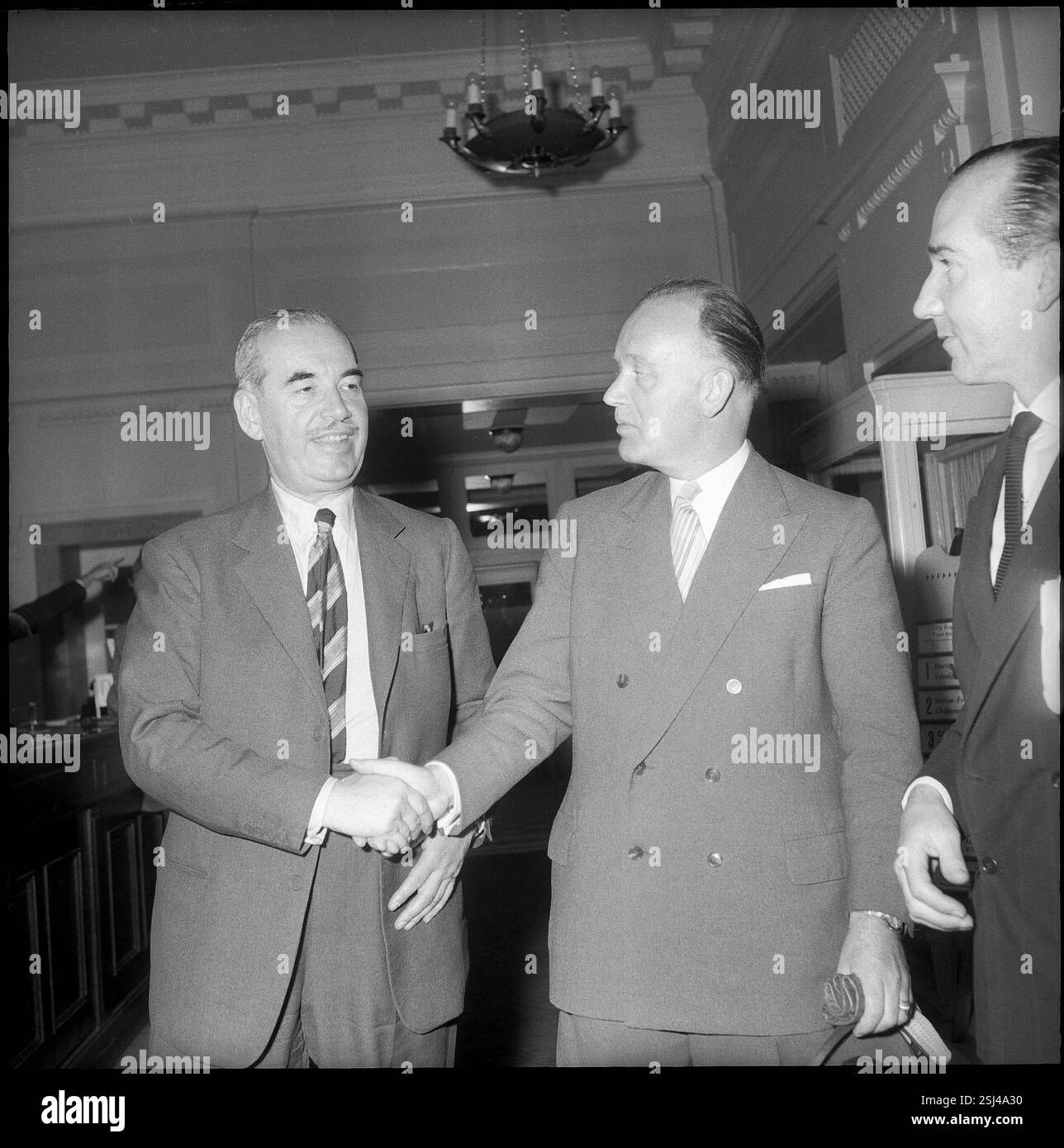 Julio Fernandez Davila in Bern, 1959#Julio Fernandez Davila in Bern, 1959 Stock Photo - Alamy