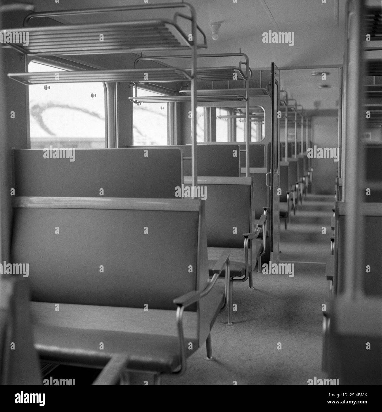 Eisenbahnabteil, 2. Klasse 1958#railway compartment, 2nd class carriage ...