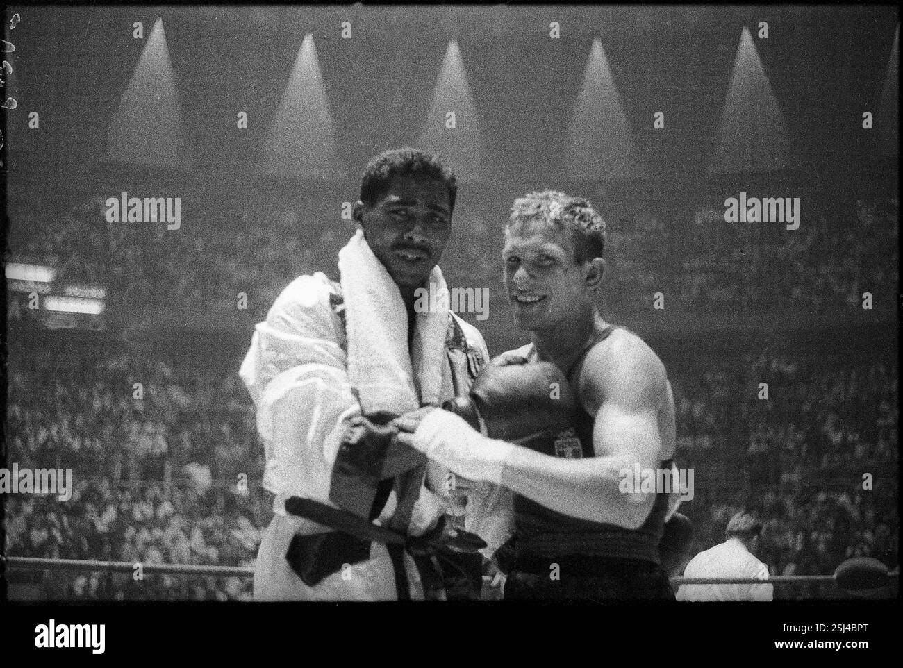 Olympische Spiele Rom 1960: Olympiasieger McClure gegen Carmelo Bossi#Olympic Games Rome 1960 ...