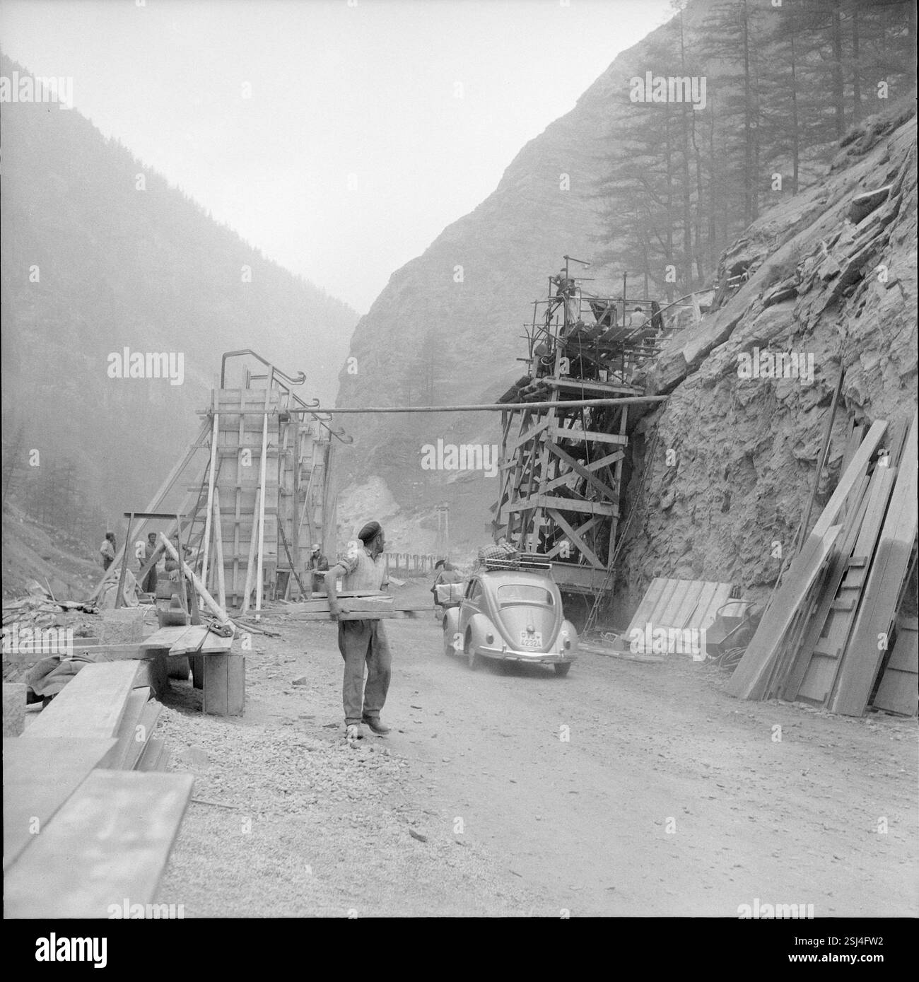 Simplon-Passstrasse im Bau 1959#Simplon pass road under construction ...