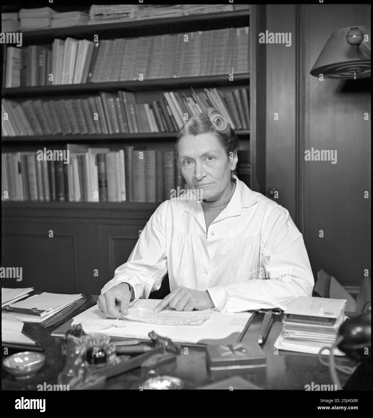 Dr. med. Renée Girod um 1949#Dr. med. Renée Girod around 1949 Stock ...