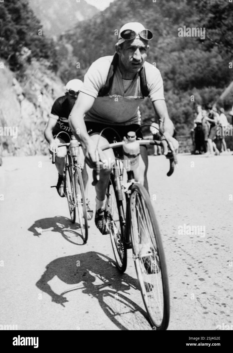 Tour de Suisse-Sieger 1948: Gino Bartali#Tour de Suisse winner 1948: Gino Bartali Stock Photo ...