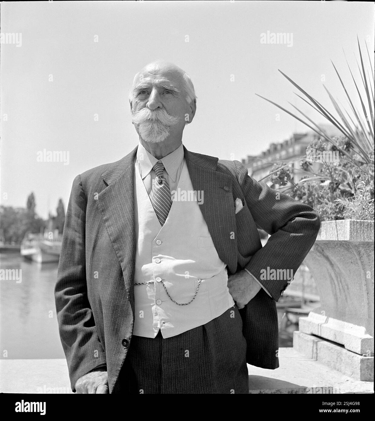 Dr. Ernst Guglielminetti, 1942#Dr. Ernst Guglielminetti, 1942 Stock ...
