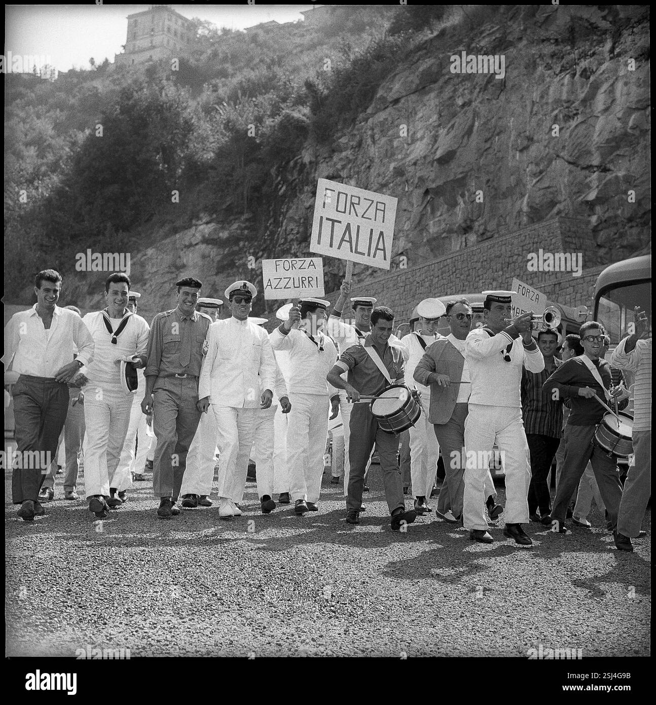 Olympische Spiele Rom 1960: Italienische Tifosi#Olympic Games Rome 1960 ...