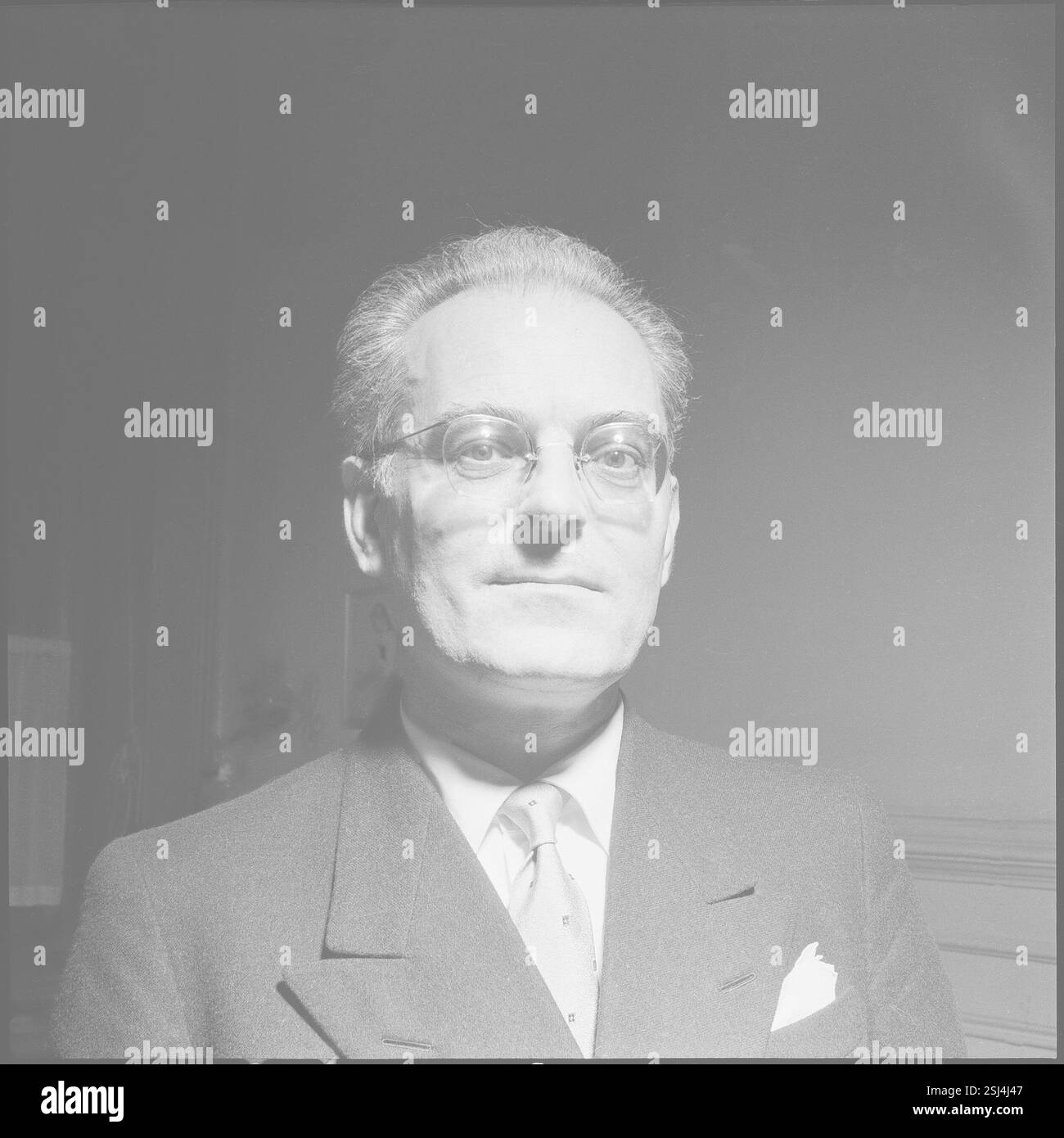 Giuseppe Lepori, frisch gewählter Bundesrat, 1954#Giuseppe Lepori ...