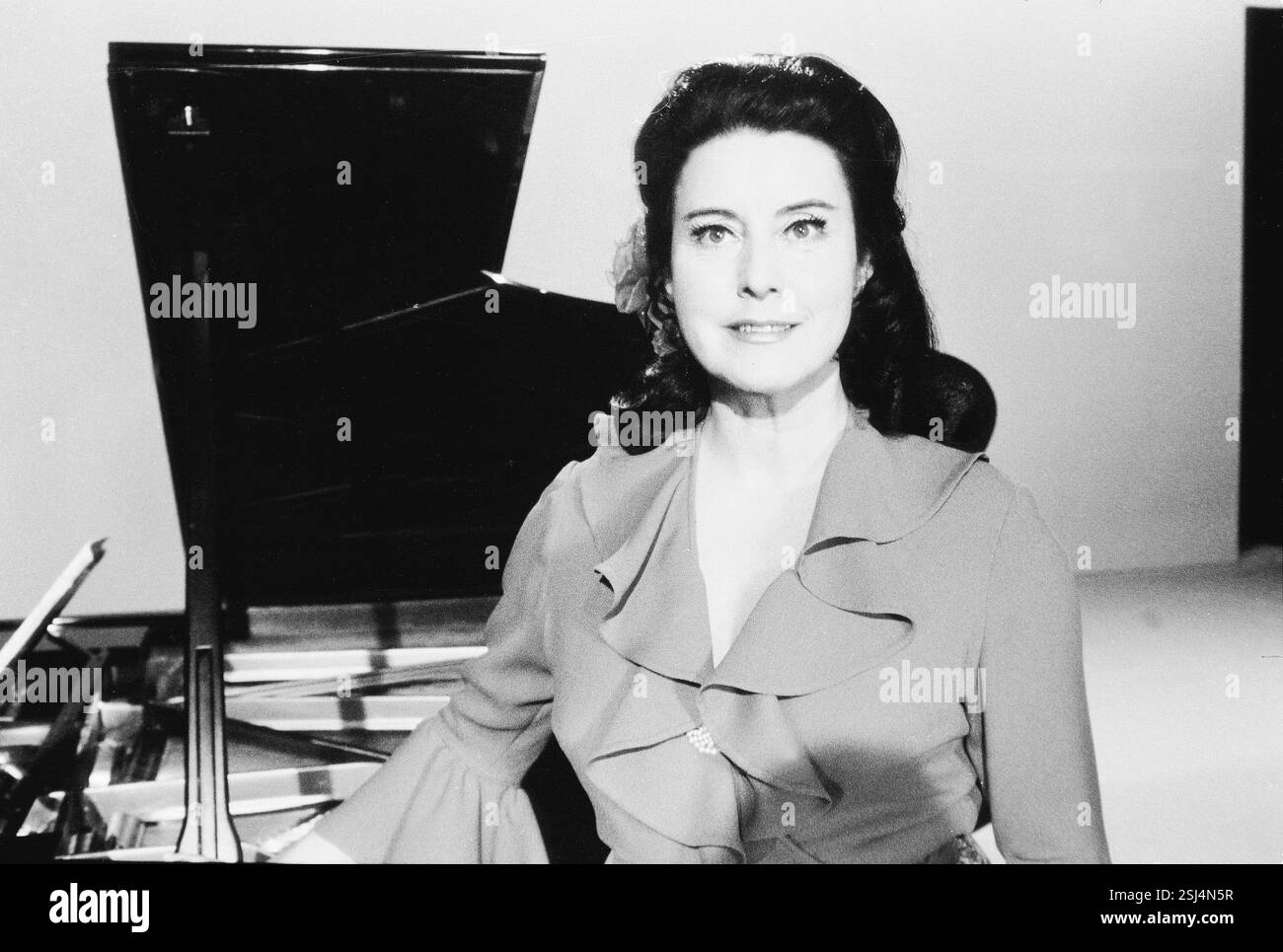 Musique date Black and White Stock Photos & Images - Alamy