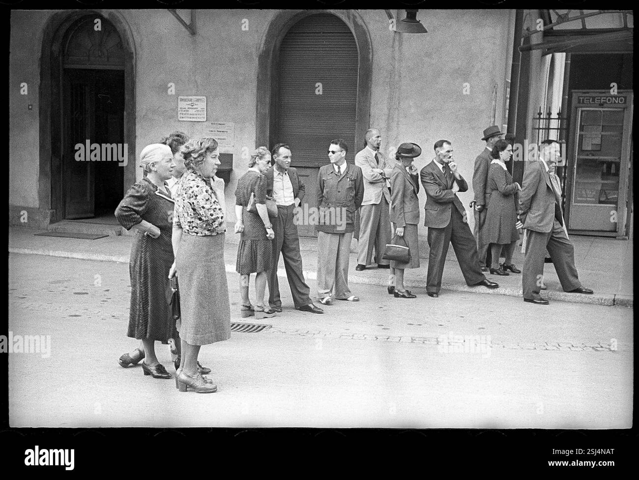 WK 2: Landesgrenze Chiasso, 1943; Gaffer#WW 2: border in Chiasso, 1943 ...