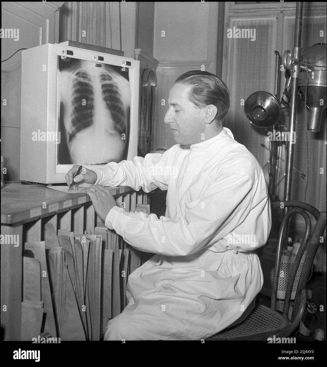 Dr. Walter Graber um 1950#Dr. Walter Graber around 1950 Stock Photo - Alamy