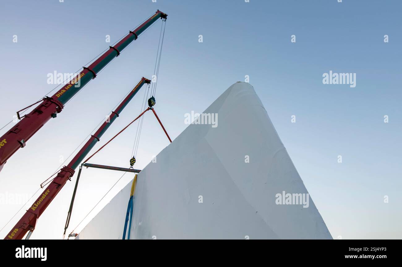 Shipbuilding Industry. Aluminium hull of a super sailing yacht being ...