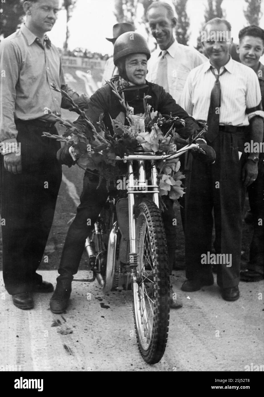 Luigi Taveri in den Fünfziger Jahren#Luigi Taveri in the fifties- RDB ...