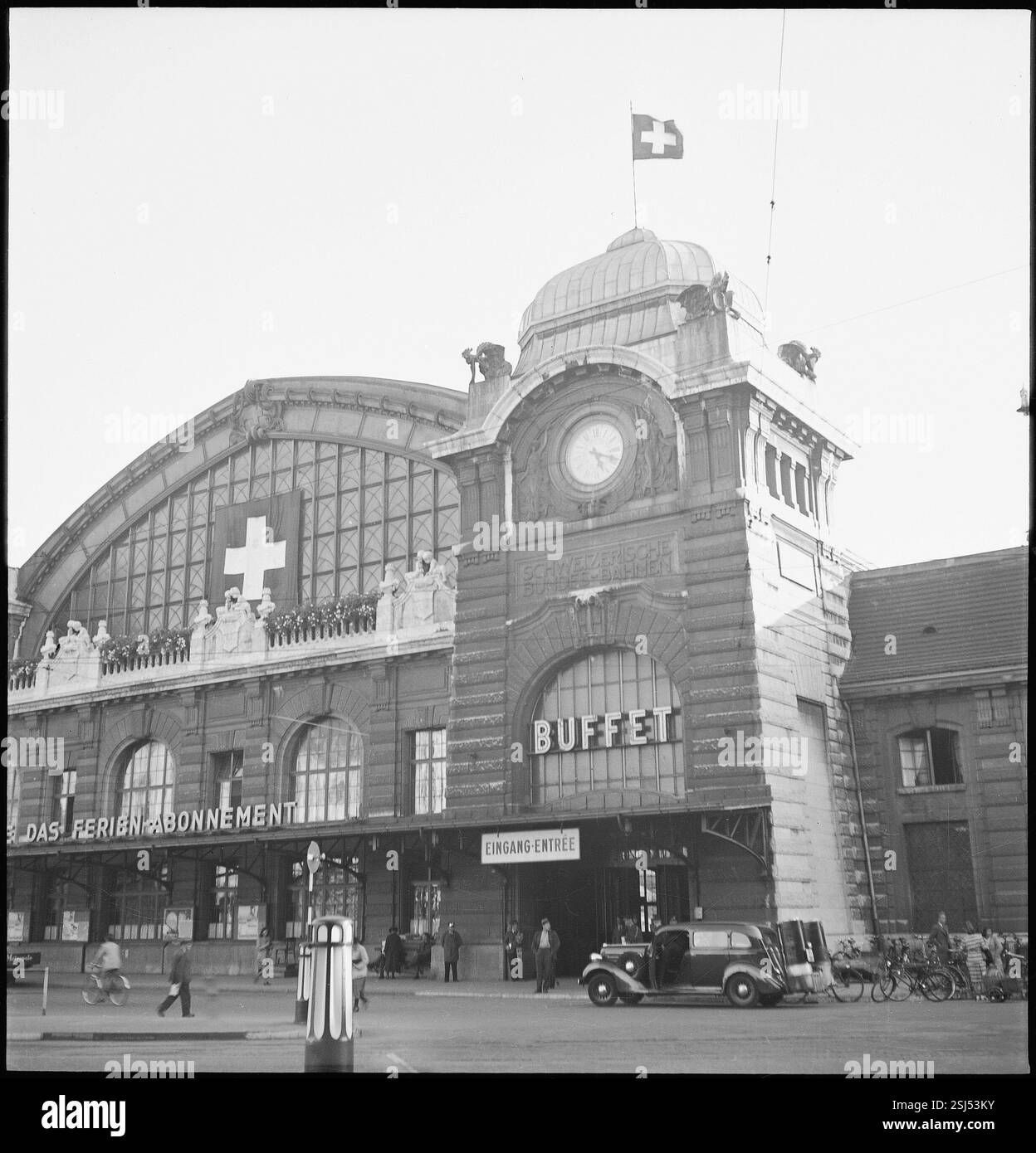 WK 2: Bahnhof Basel, 1944#WW 2: train station in Basle, 1944- RDB BY ...