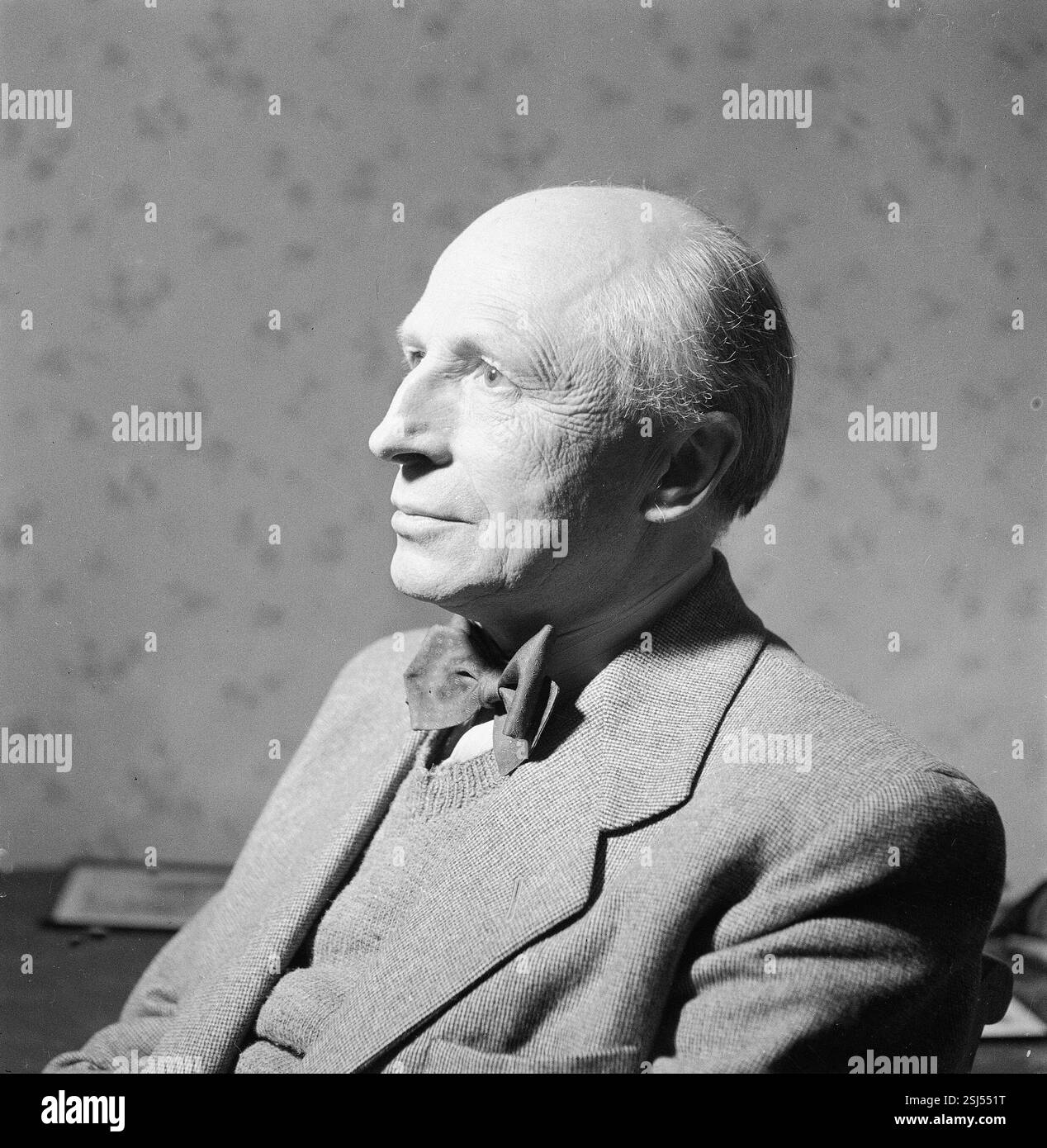 Carl Schuricht, 1948#Carl Schuricht, 1948- RDB BY DUKAS Stock Photo - Alamy