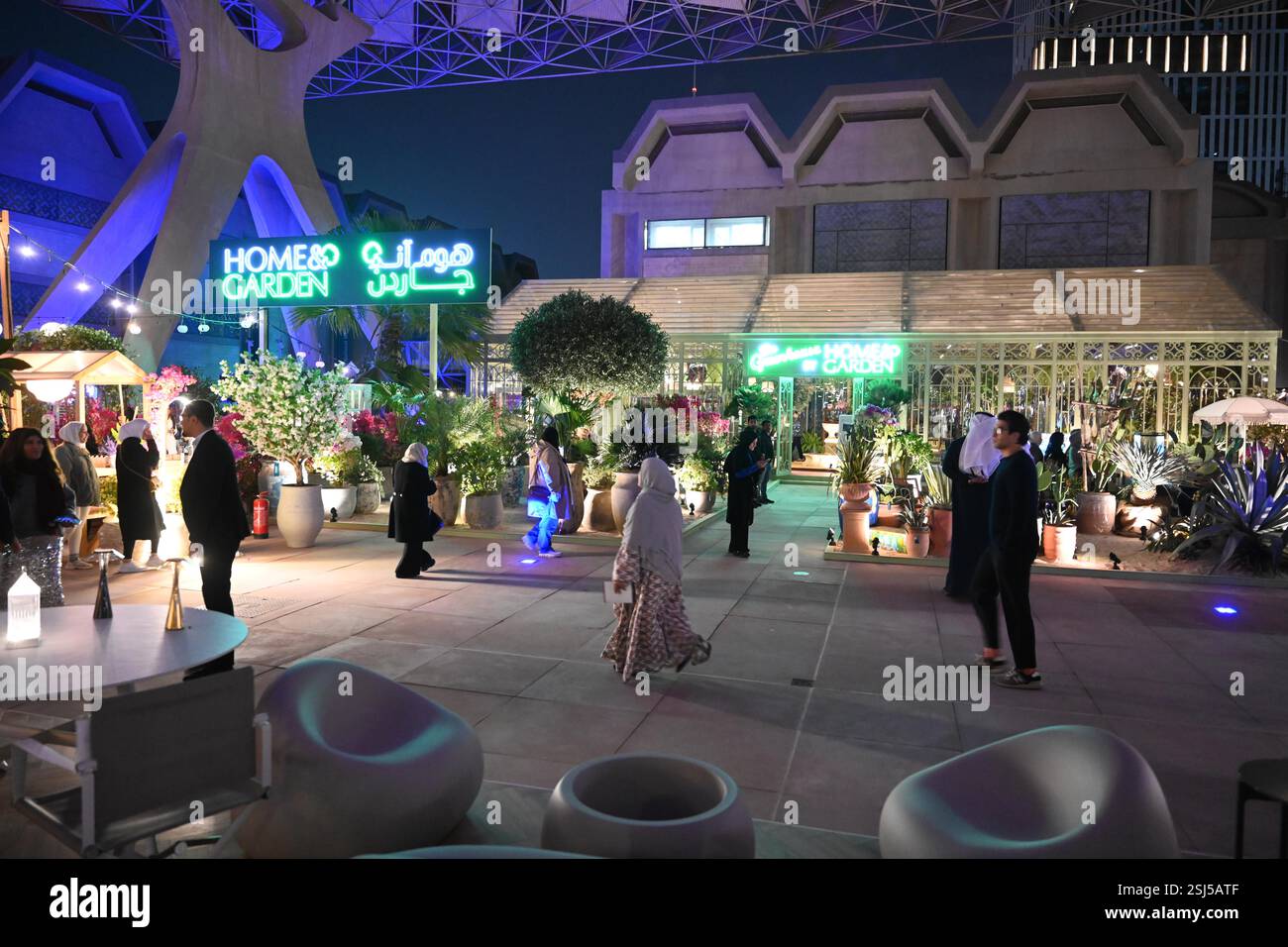 Kuwait, Kuwait. 10th Feb, 2025. People visit the Gardenia exhibition at ...