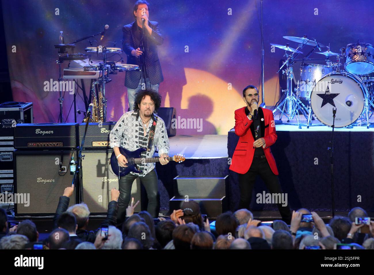 Ringo Starr & His All-Starr Band Live in Copenhagen - Denmark. Ringo ...