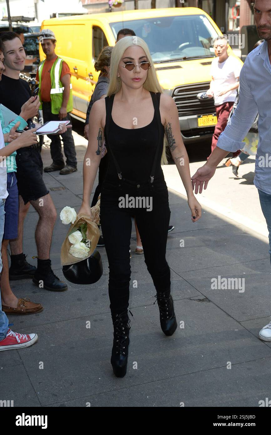 Lady Gaga arriving to Electric Lady Studios in New York City on June 26 ...