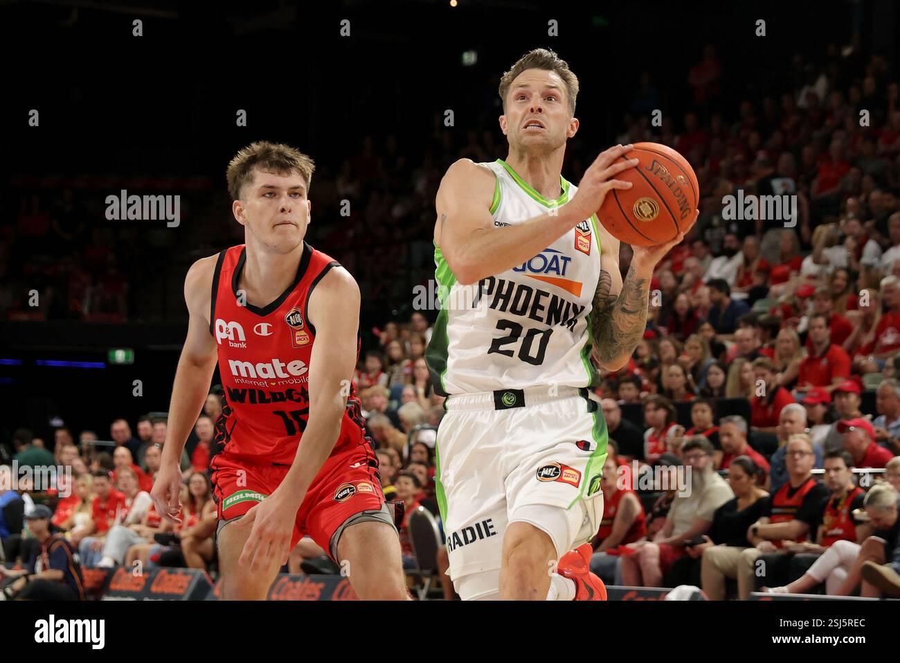 Perth, Australia. 11th Feb, 2025. Nathan Sobey of the Phoenix drives to ...