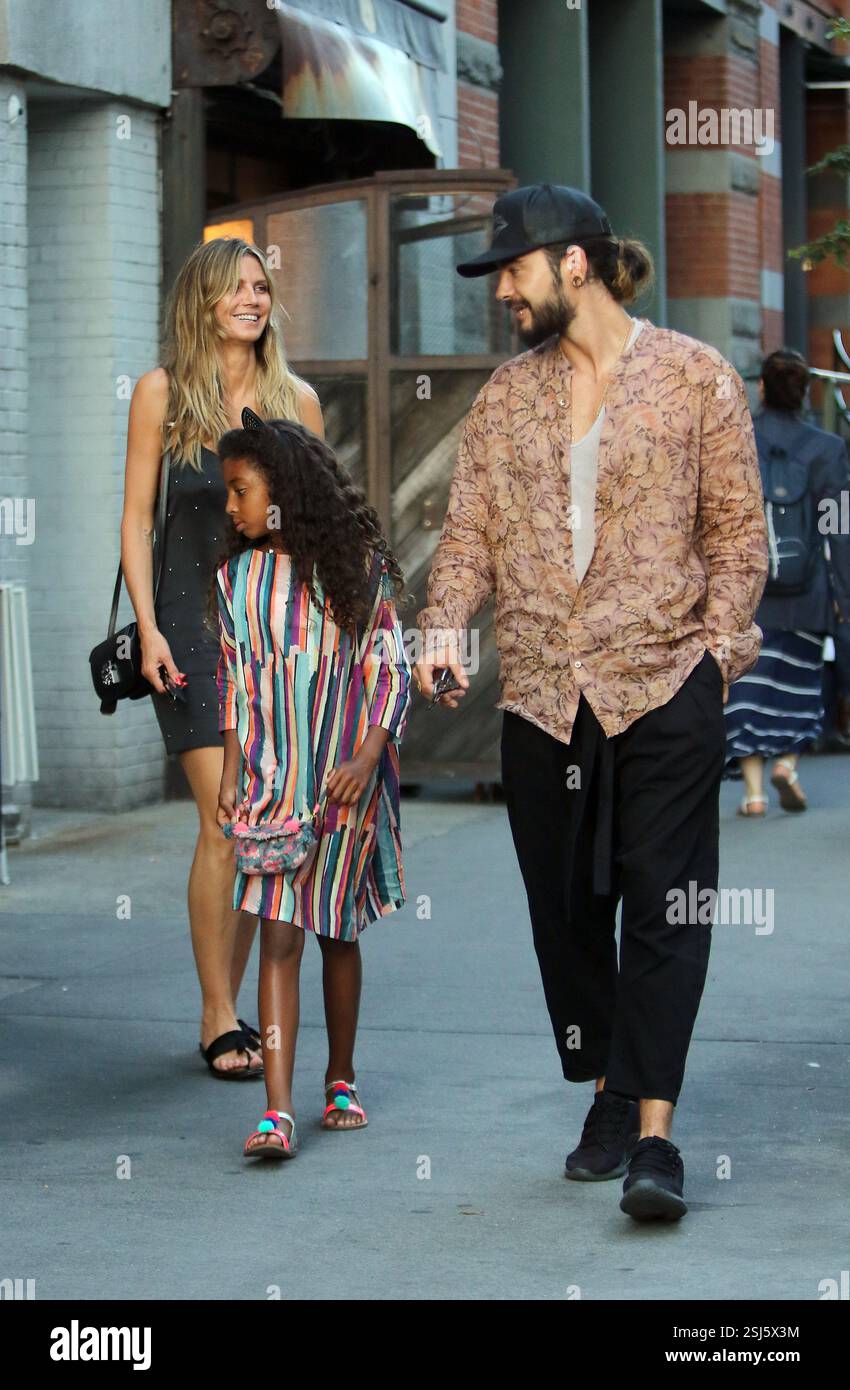 TV personality Heidi Klum, her mother Erma, her boyfriend musician Tom ...